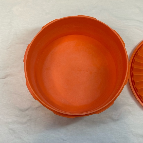 Tupperware | Kitchen | Vintage Tupperware Orange Canister With Lid ...